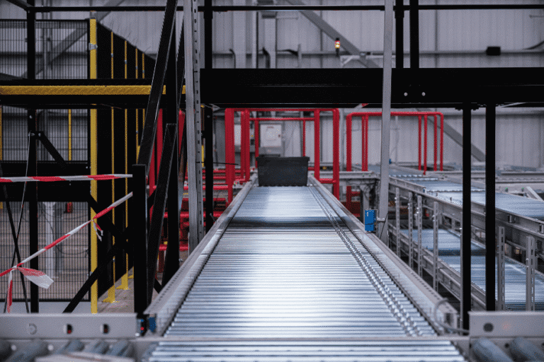A Complete Guide to Warehouse Conveyor Systems | Milestone Knowledge Hub